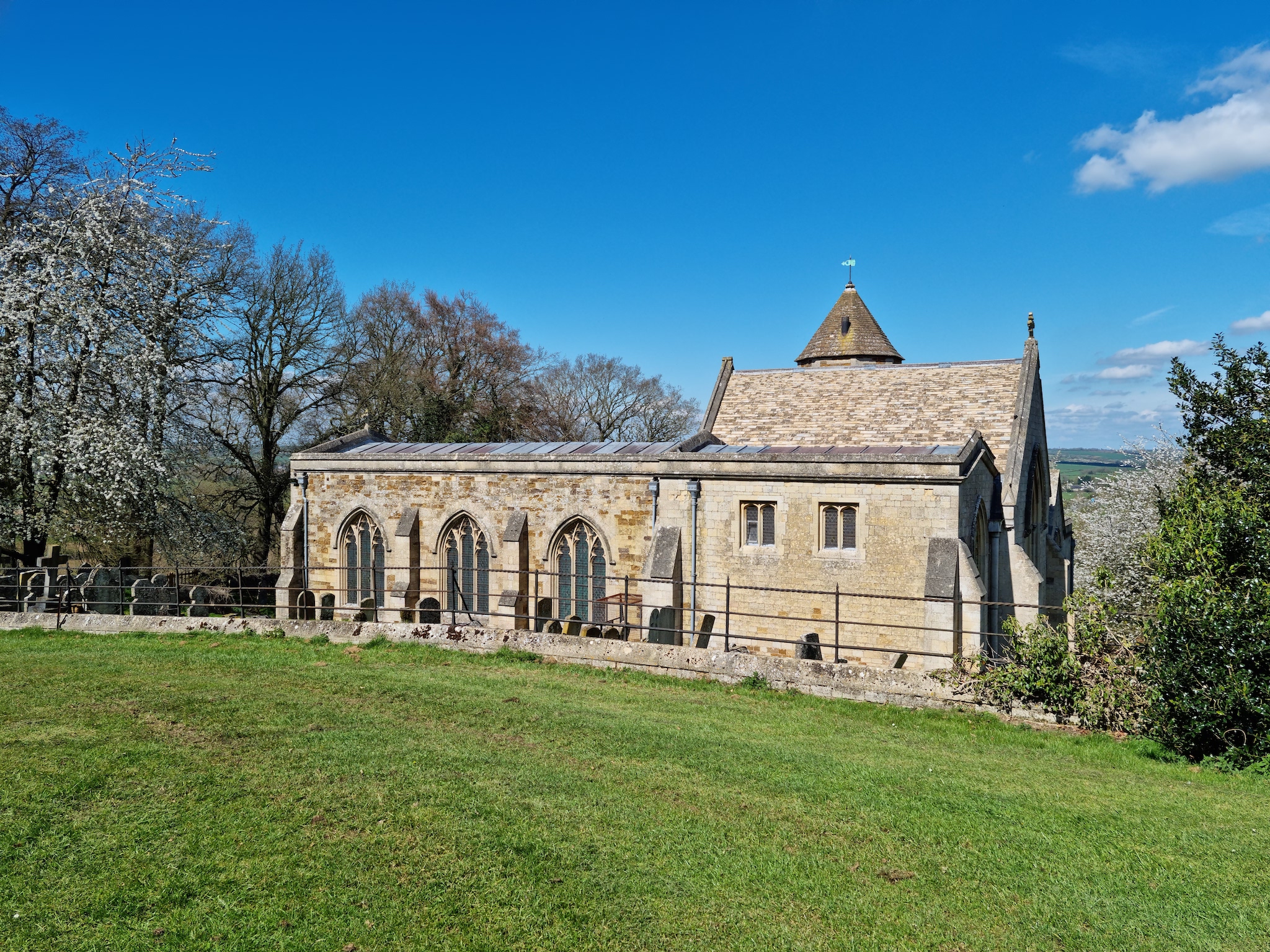 St Leonards Church – Rockingham Village